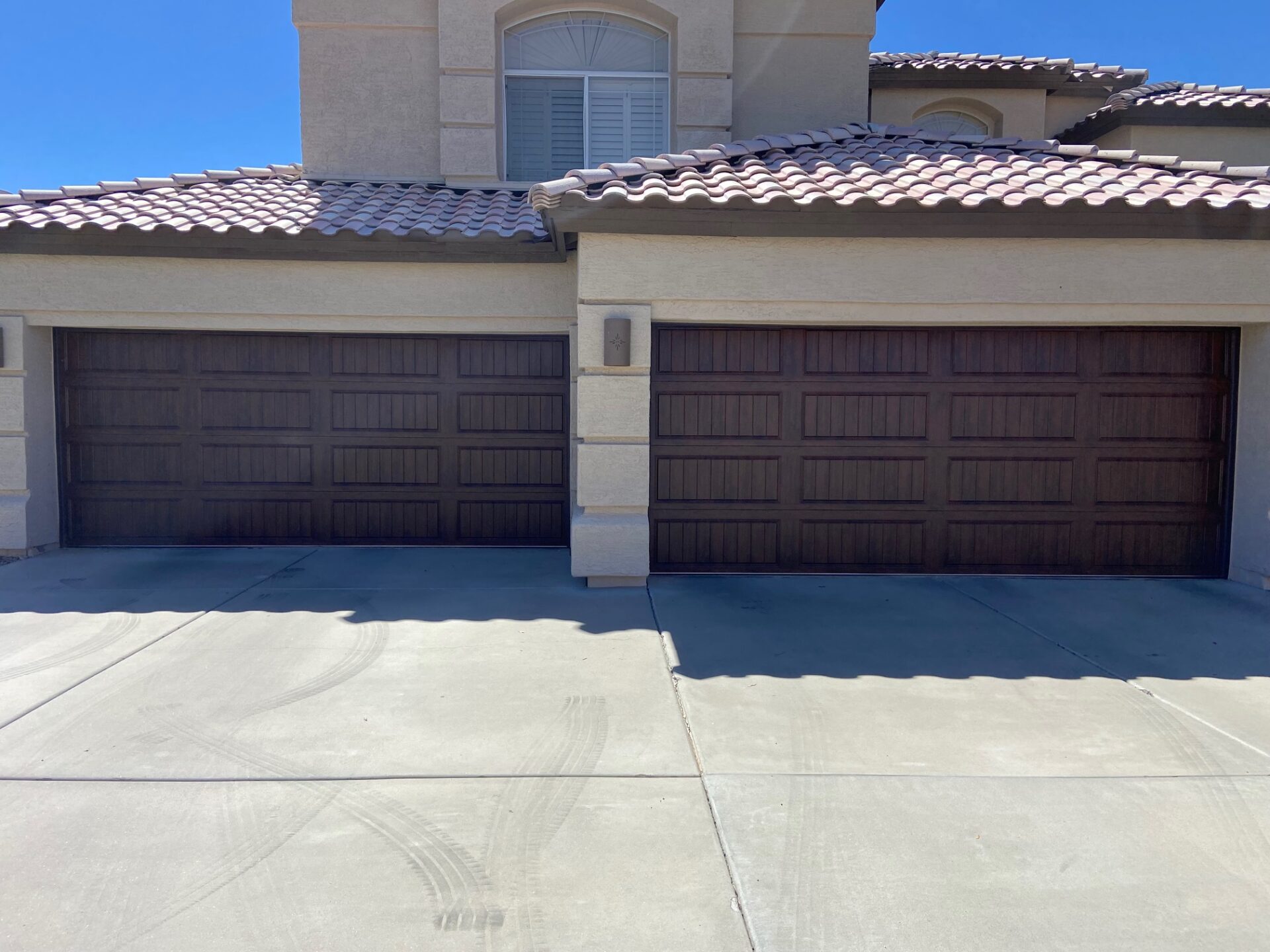 New Garage Doors Installation and Replacement Serving Phoenix AZ, Metro ...